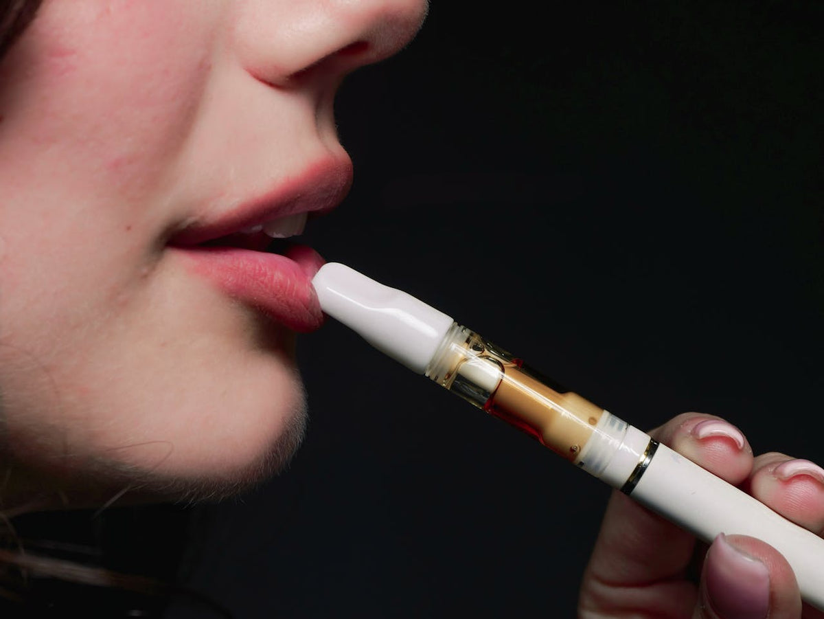 What Are The Weed Vape Pen Types? - Vessel®